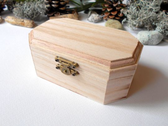 Unfinished wooden chest box 4.9 x 2.8 Exiarts Ecocrafts
