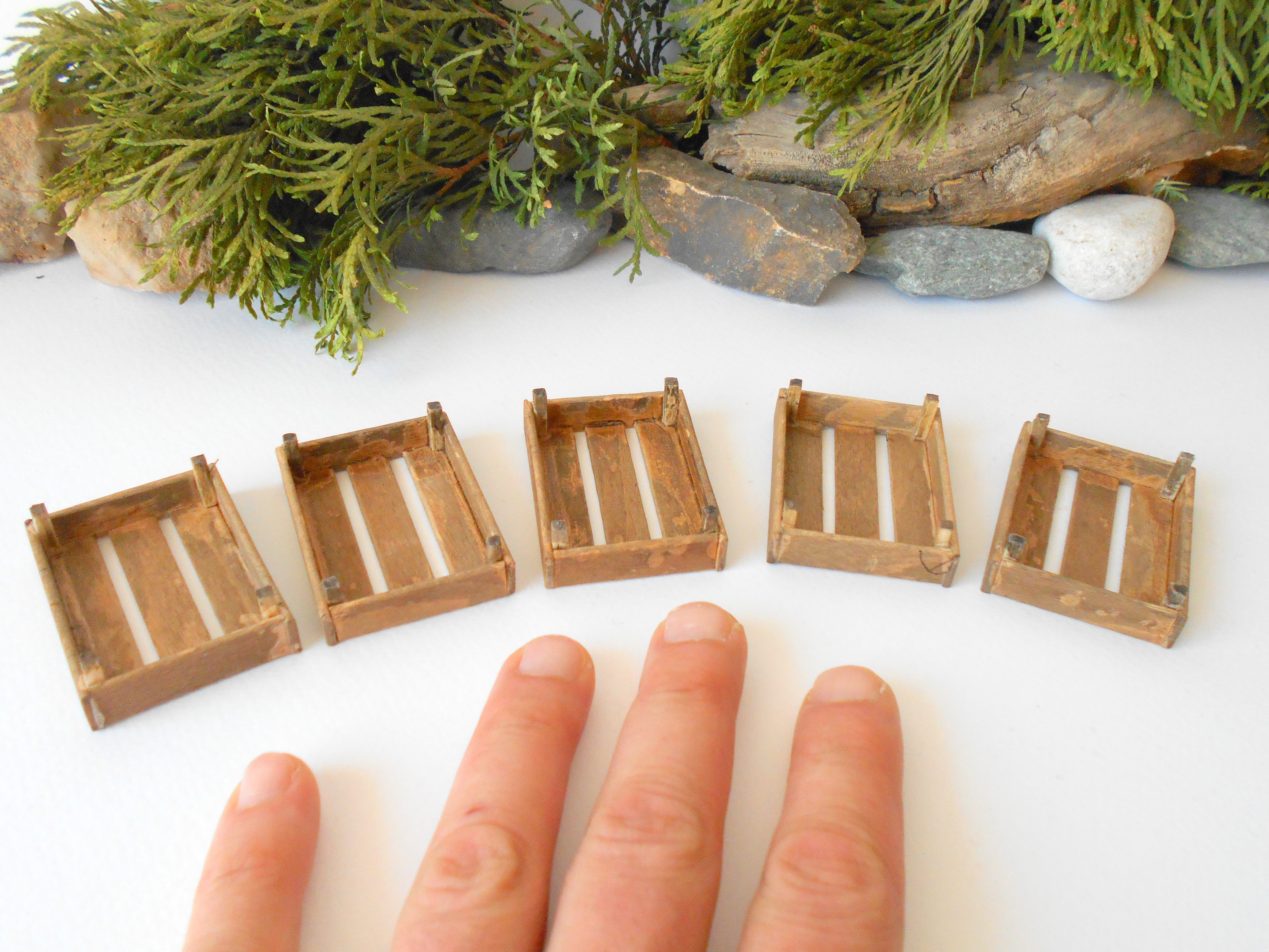 Miniature wooden crates- 5 set light brown - Exiarts & Ecocrafts